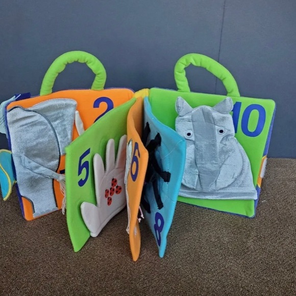 Folkmanis Puppets | Toys | Folkmanis Soft Book Puppets Numbers | Poshmark